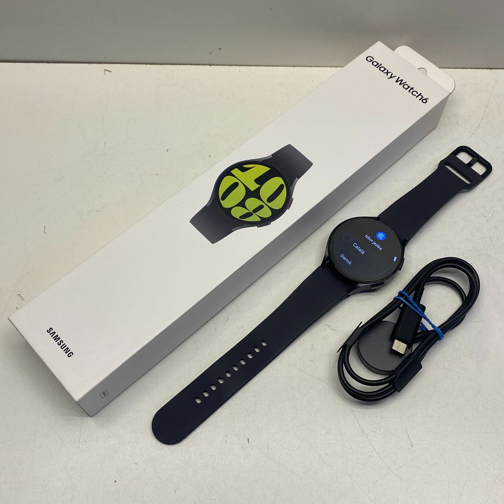 Pre-owned Samsung Galaxy Watch6 44mm in Graphite Model SM-R940 Boxed ...